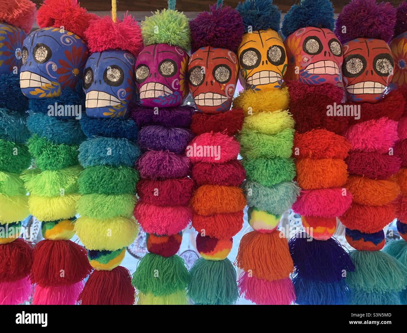 Mexican decorations hi-res stock photography and images - Alamy