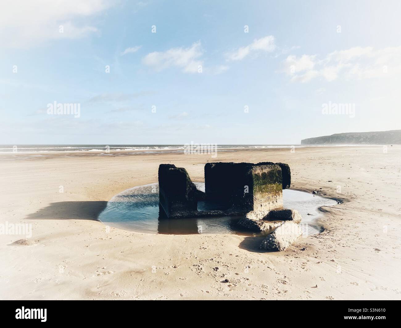 Ww2 beach defences uk hi-res stock photography and images - Alamy