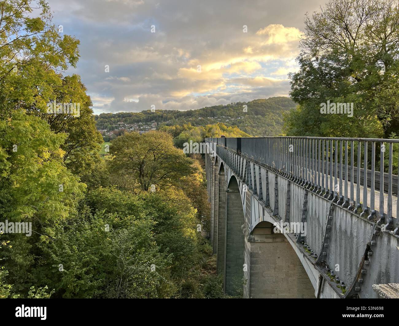 Pontcysyllte aqueduct in north hi-res stock photography and images - Alamy