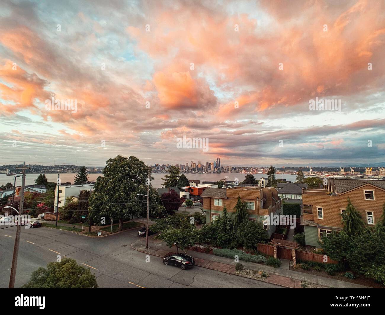 Seattle clouds hi-res stock photography and images - Alamy