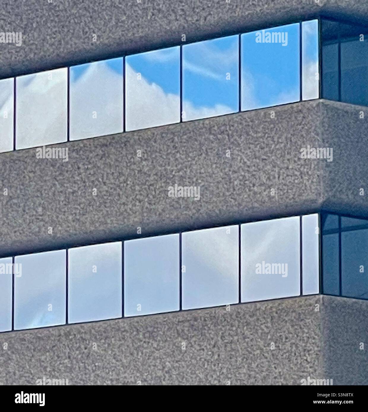 Building clouds hi-res stock photography and images - Alamy