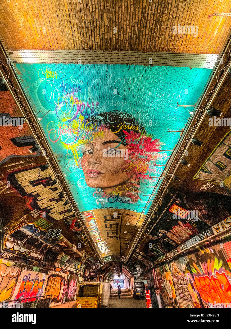 London graffiti street art hi-res stock photography and images - Alamy