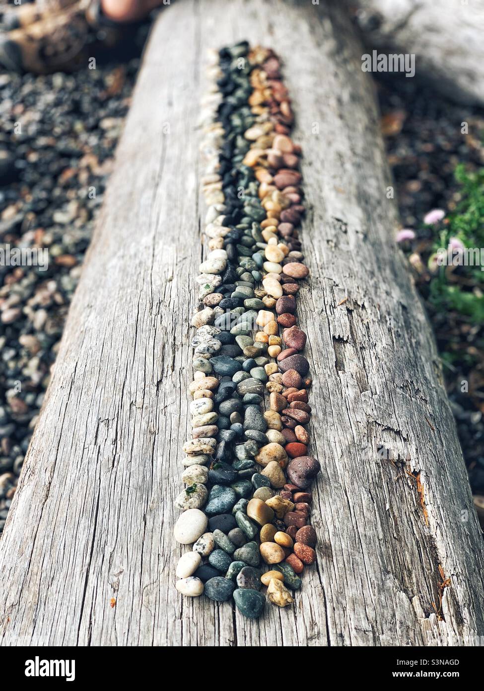 Rainbow on rocks hi-res stock photography and images - Alamy