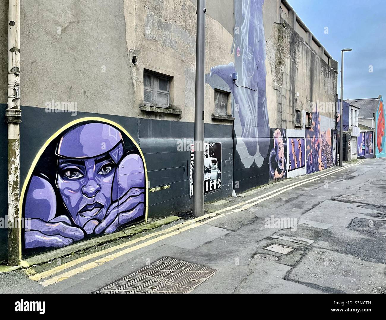 Street Art, Meeting House Lane, Newtownards Stock Photo - Alamy