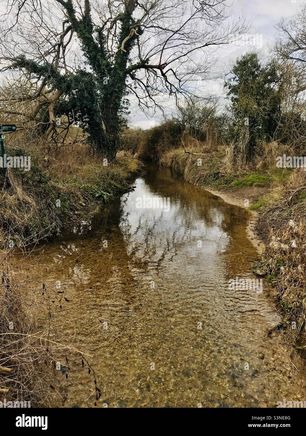 River pang hi-res stock photography and images - Alamy