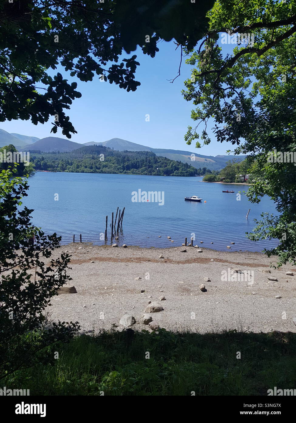 Sunny day in the lake district hi-res stock photography and images - Alamy