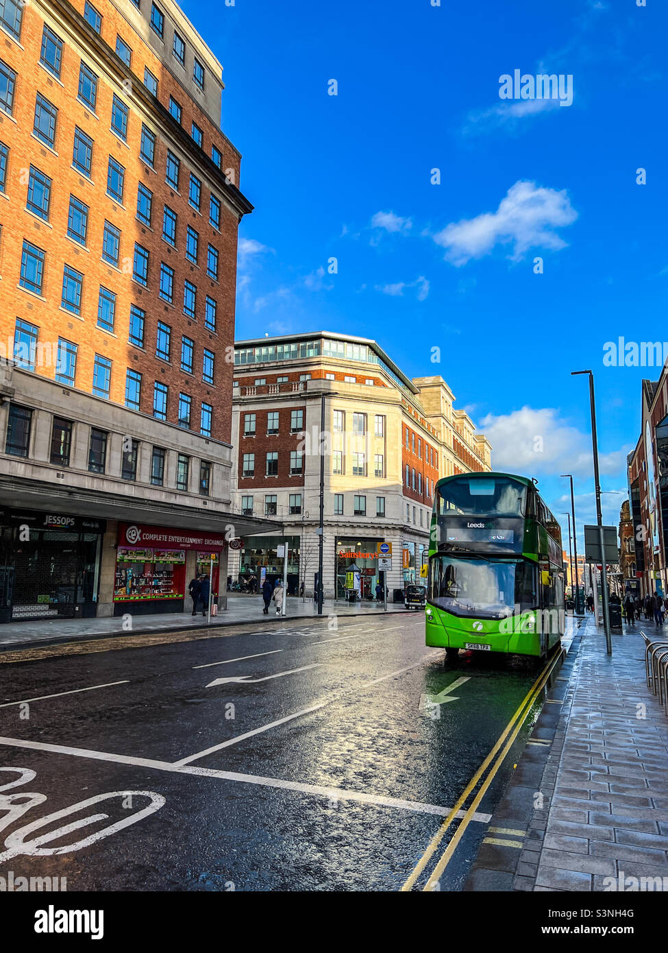 Headrow in Leeds city centre Stock Photo - Alamy