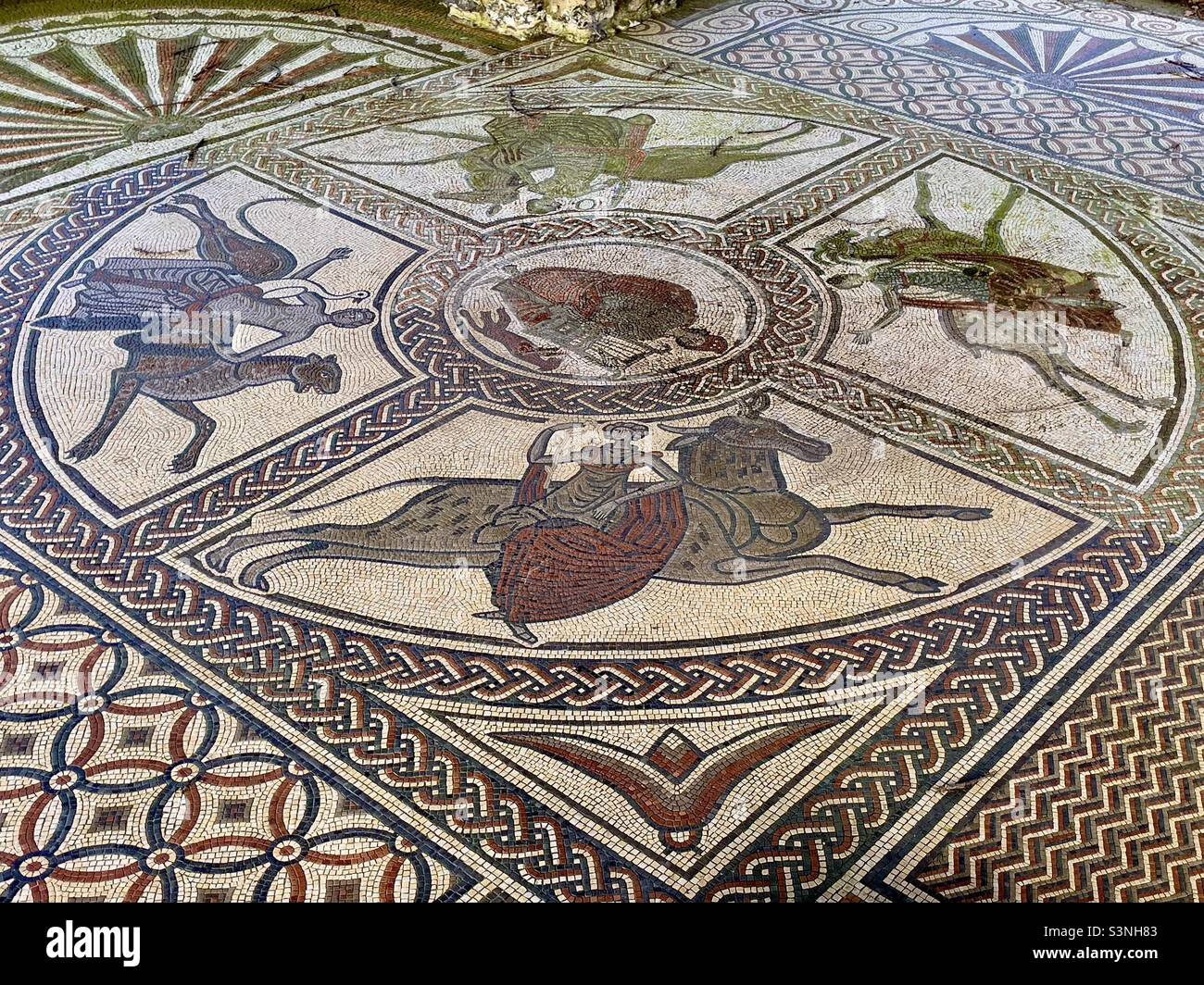 Roman mosaic pavement hi-res stock photography and images - Alamy