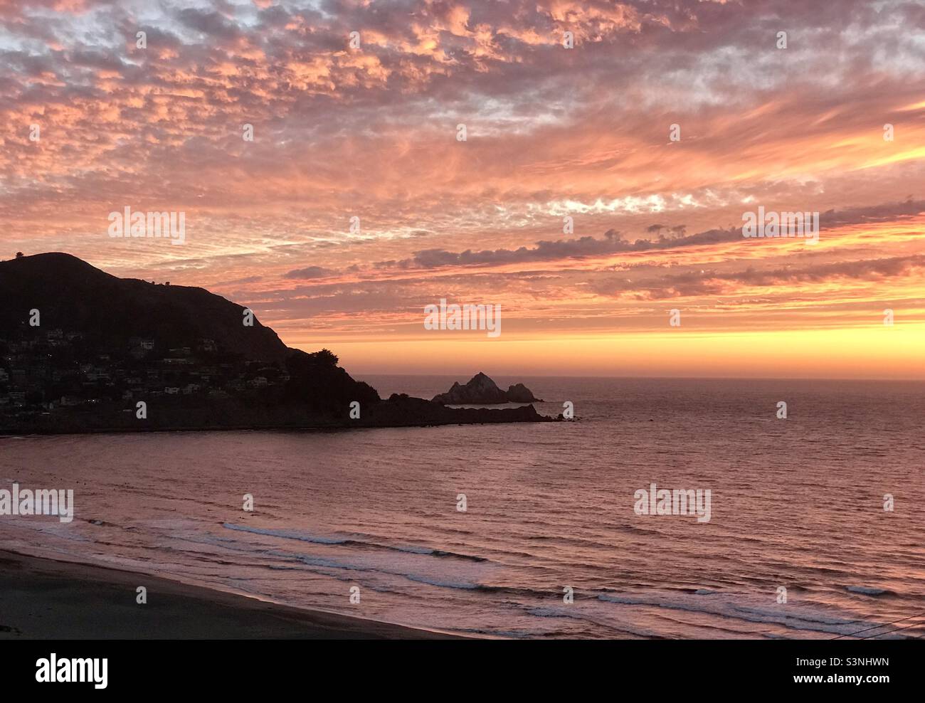 Pacifica, Ca sunset at Linda Mar Beach Stock Photo - Alamy
