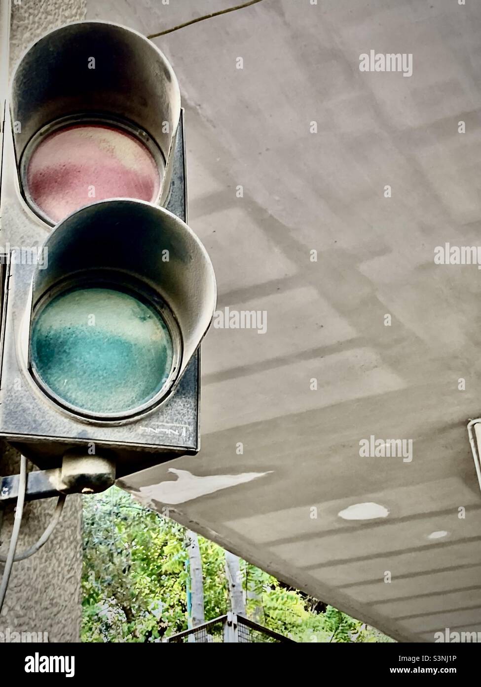 Old traffic lights hi-res stock photography and images - Alamy