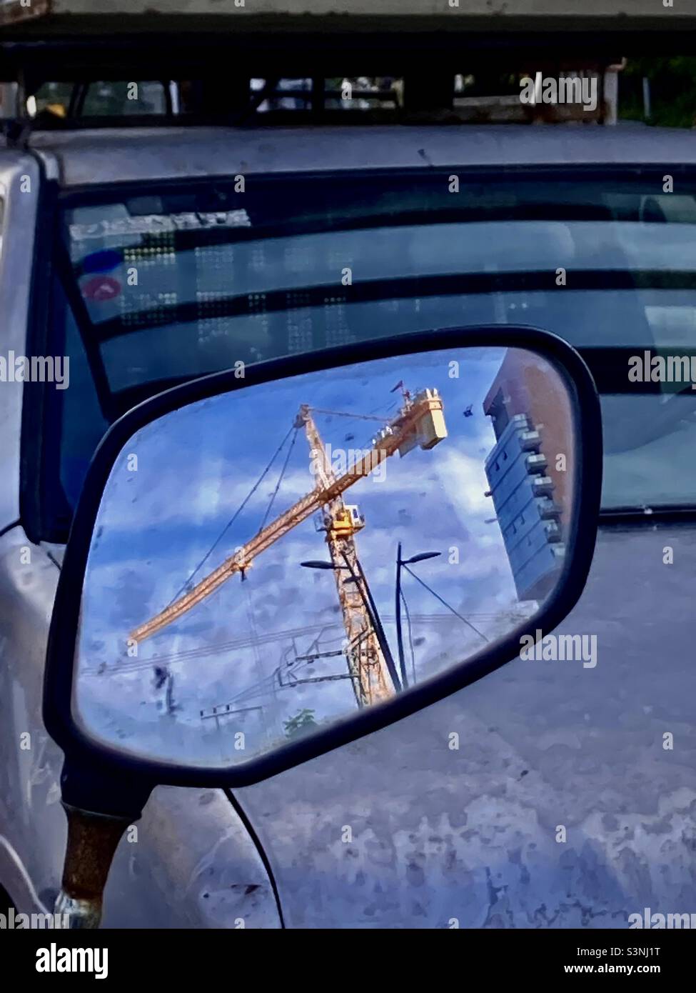 Crane construction hi-res stock photography and images - Alamy