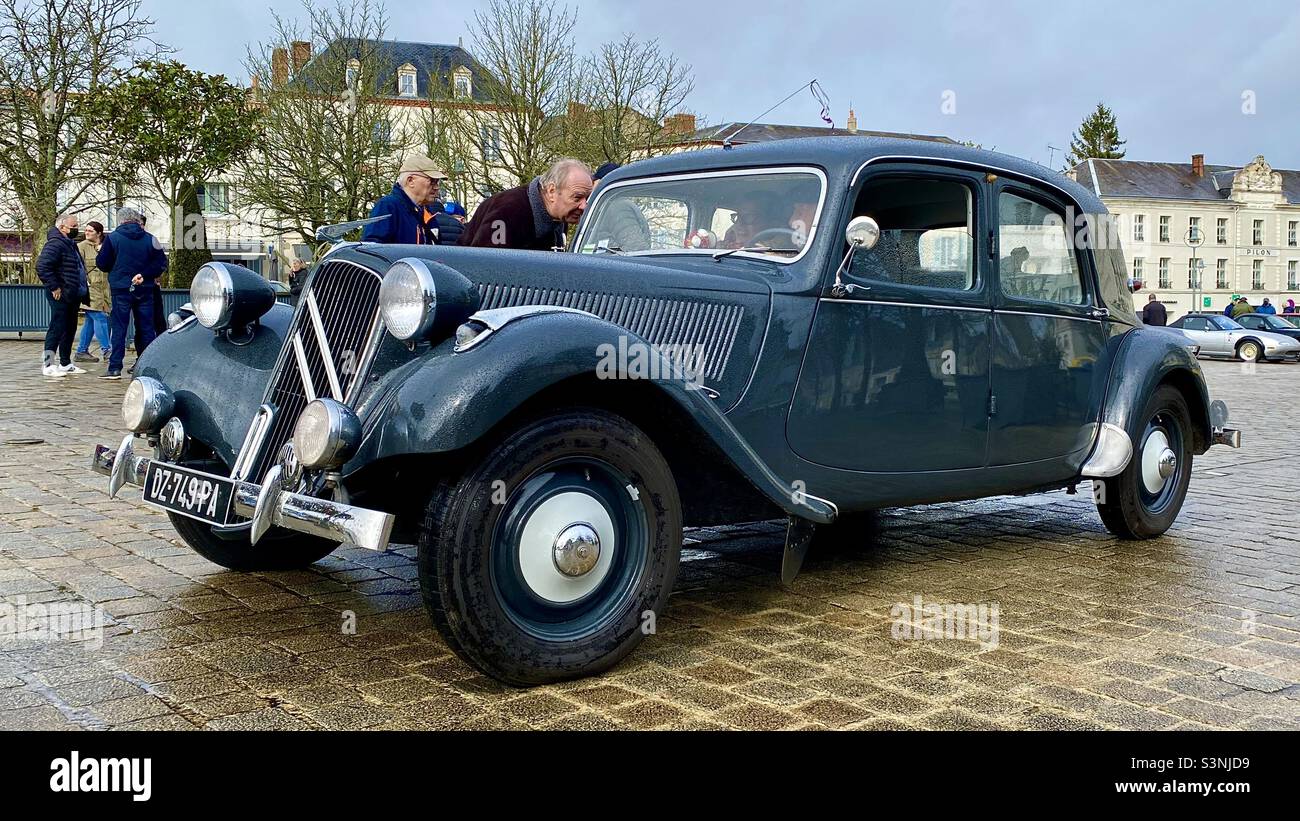 Citroen traction Avant Stock Photo - Alamy