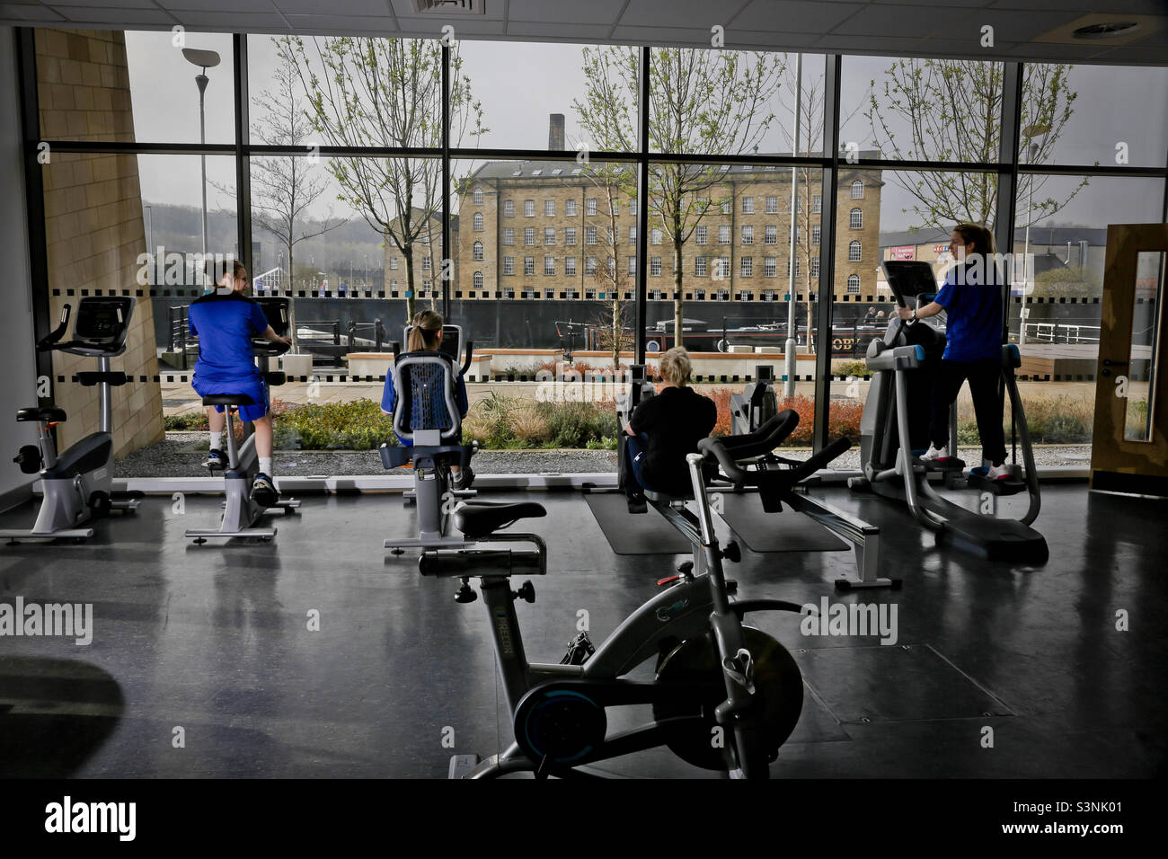 Unidentifiable females hi-res stock photography and images - Alamy