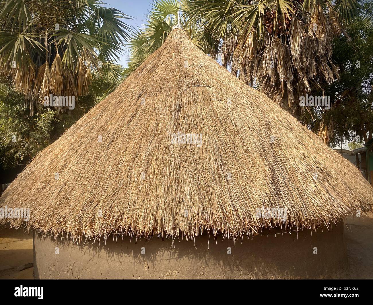 Tukul in subsaharan Africa Stock Photo - Alamy