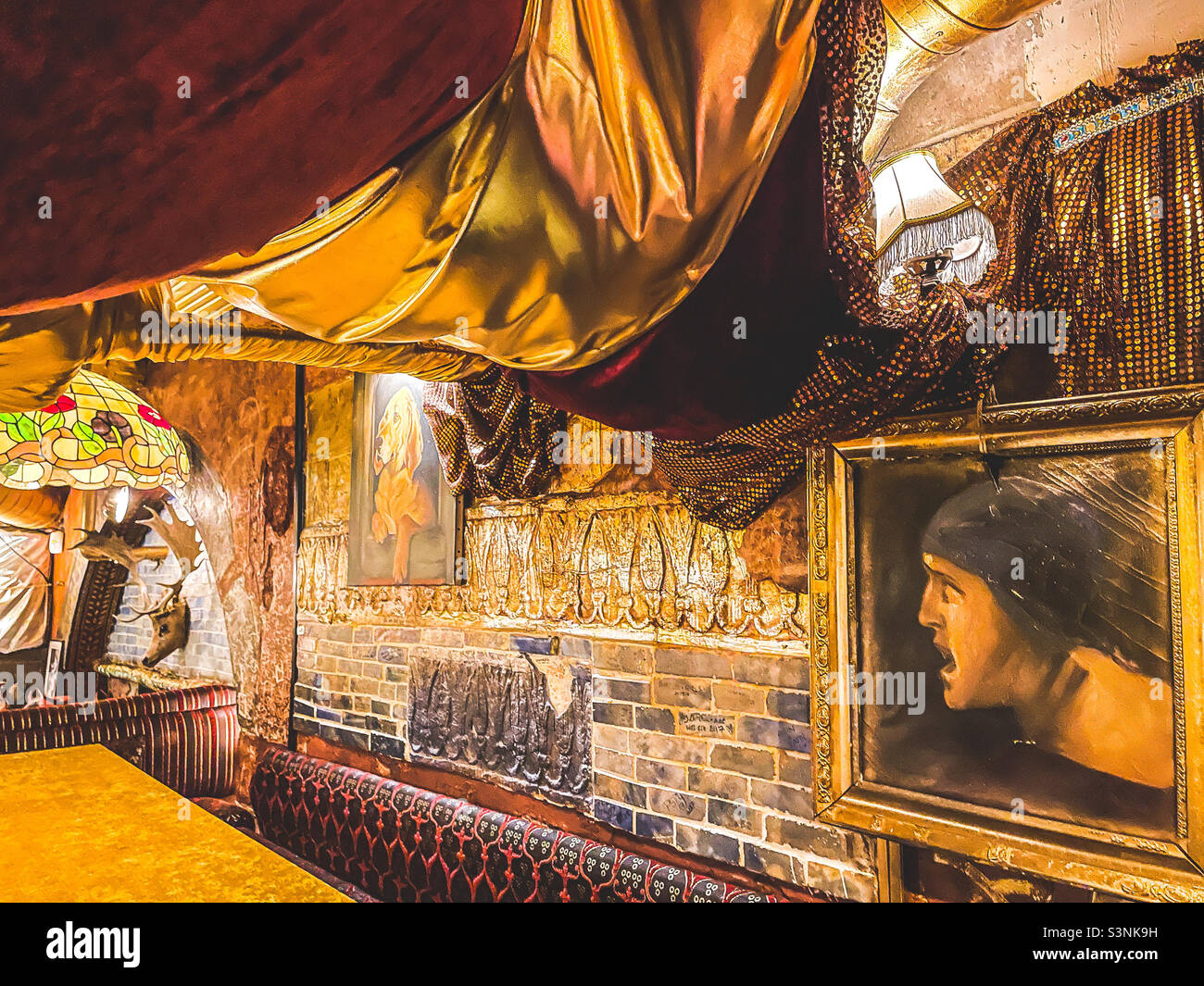 Sarastro restaurant, London Stock Photo - Alamy