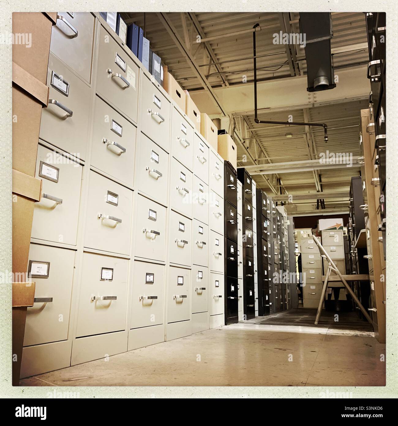 Old file storage hi-res stock photography and images - Alamy