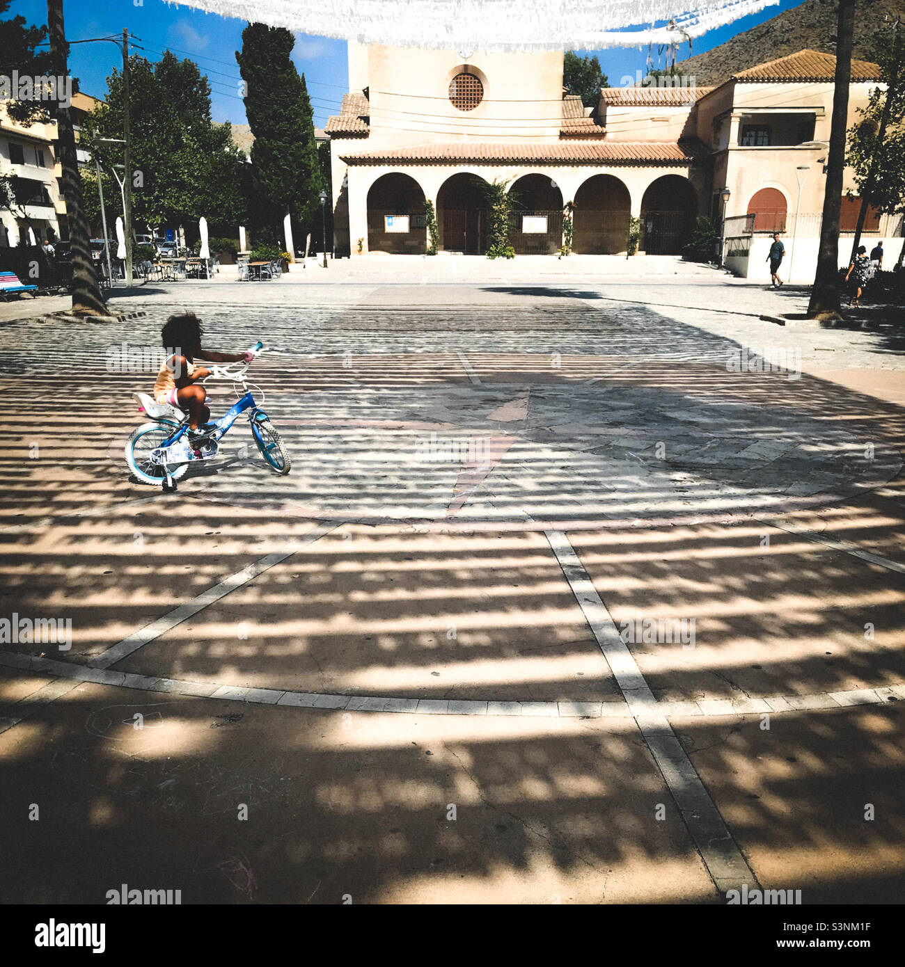 Church square, Puerto Pollensa, Mallorca Stock Photo - Alamy
