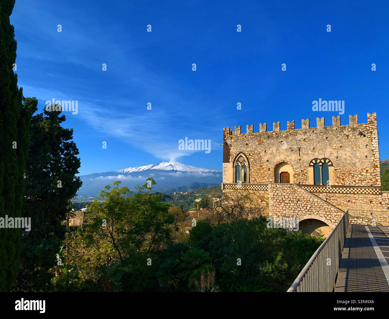 Taormina sicilia hi-res stock photography and images - Alamy