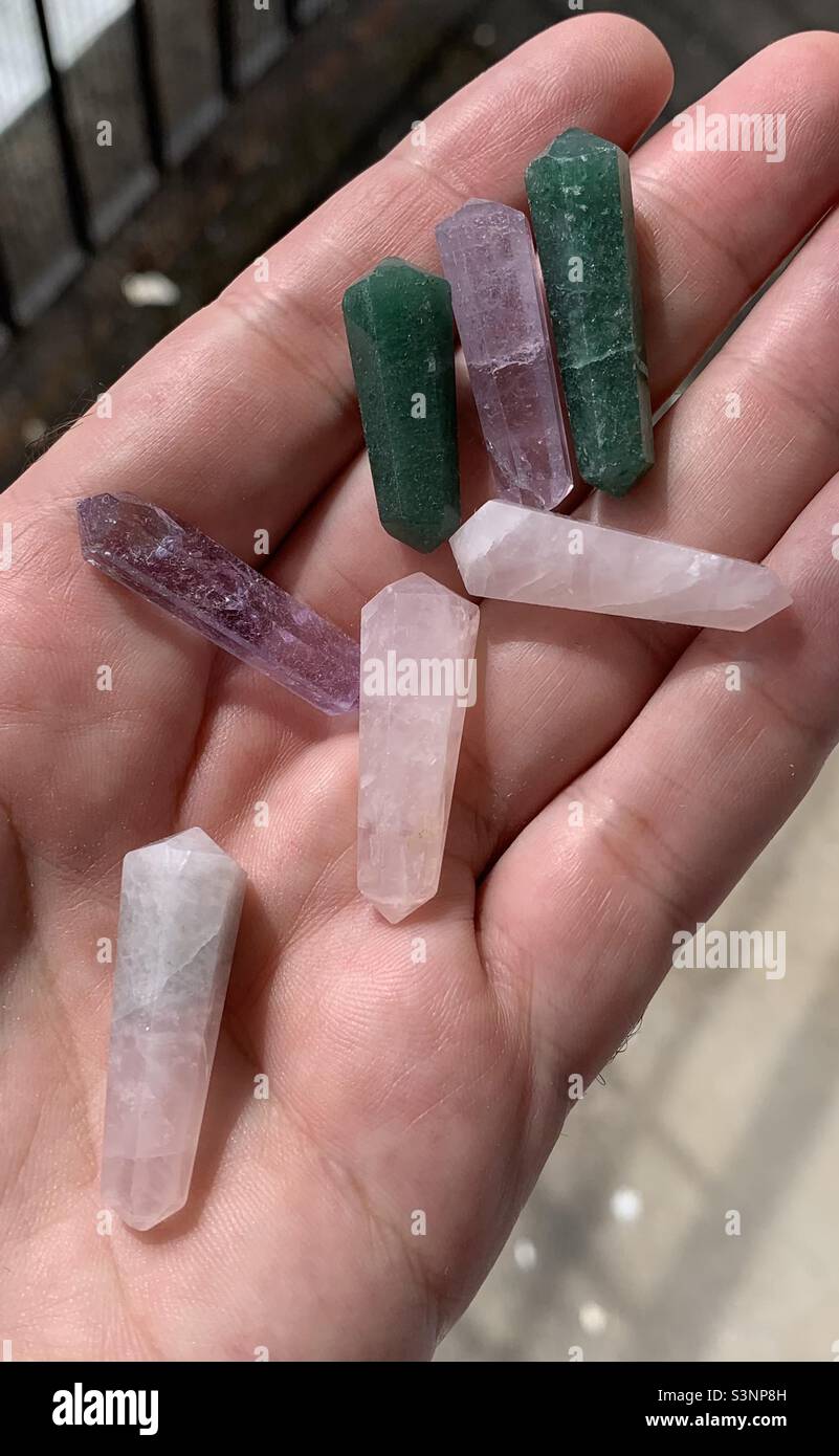 New age crystals hi-res stock photography and images - Alamy