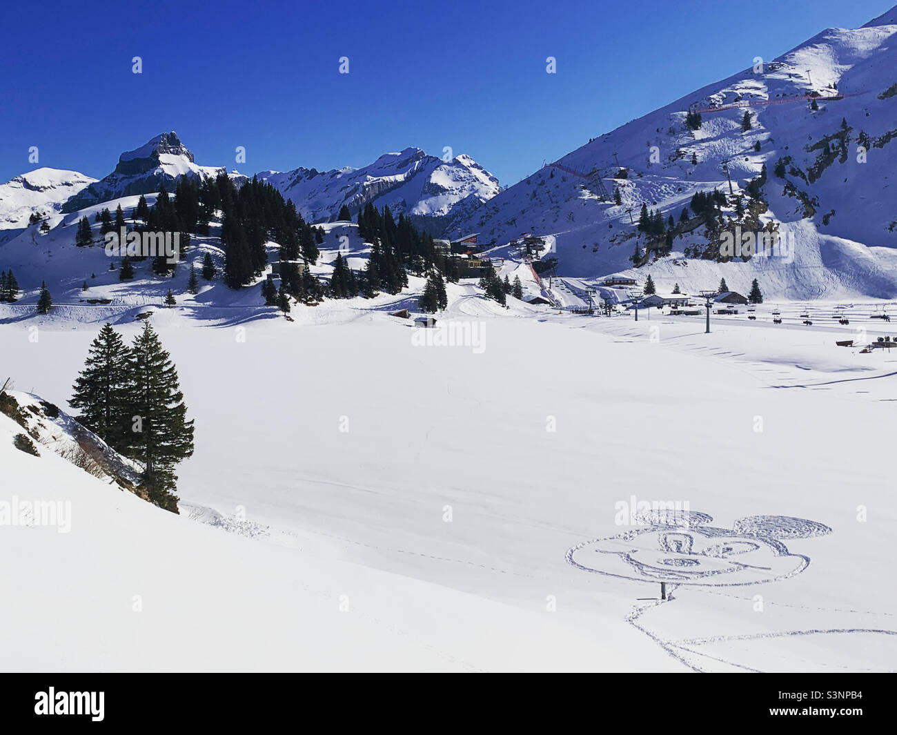 Titlis cable car hi-res stock photography and images - Alamy