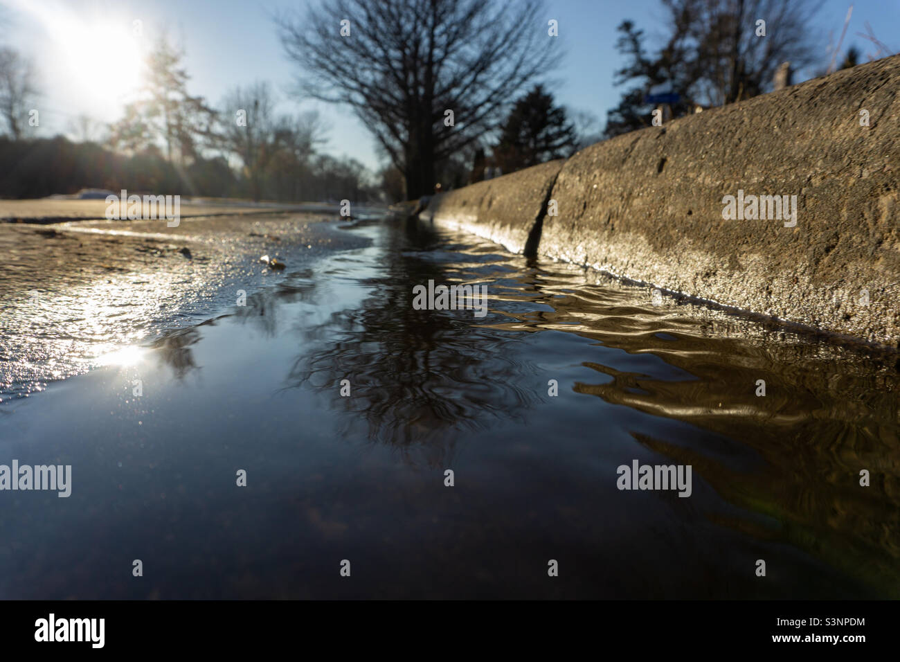 Melting snow into water hi-res stock photography and images - Alamy