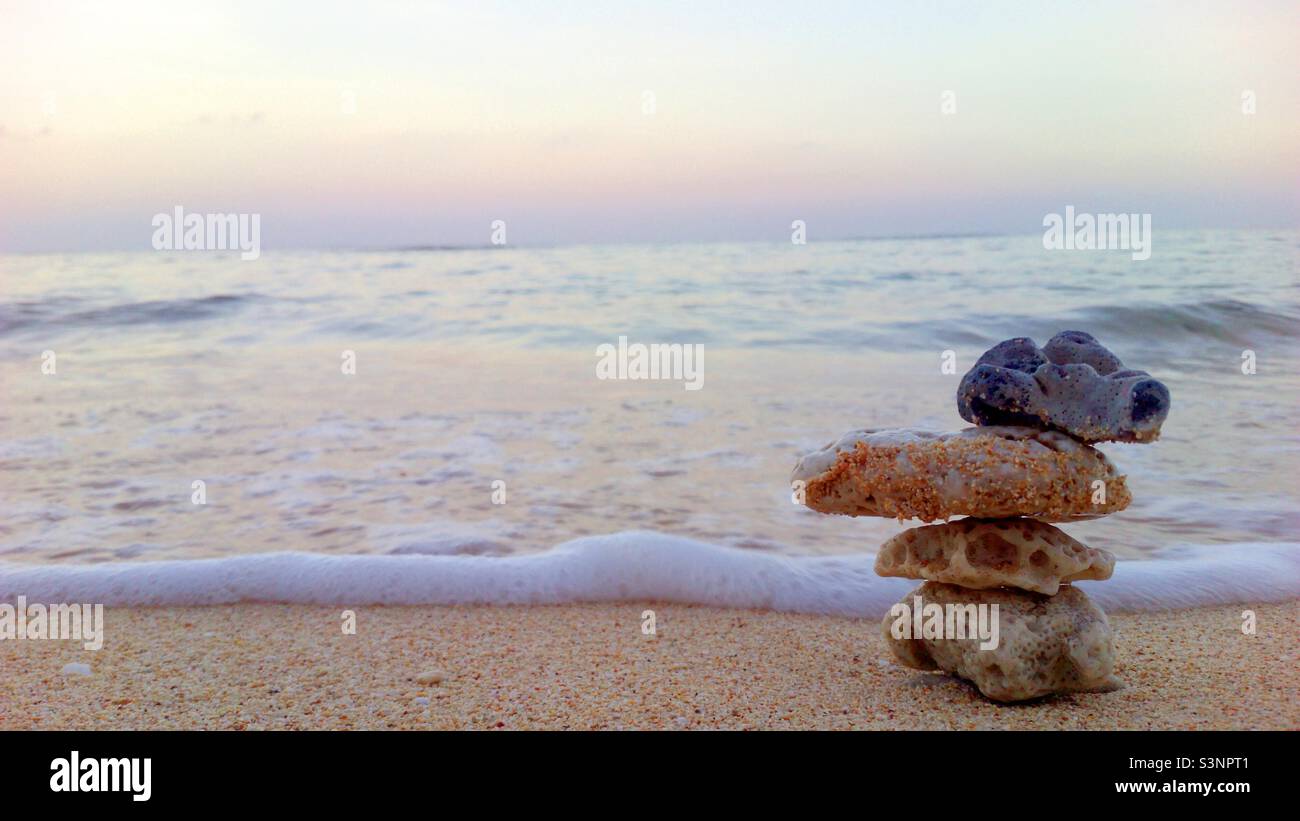 Sand and rocks beach hi-res stock photography and images - Alamy