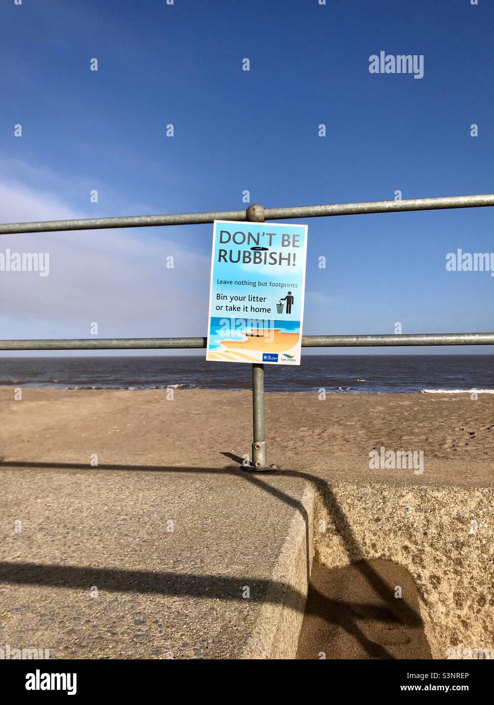 Anti littering sign hi-res stock photography and images - Alamy