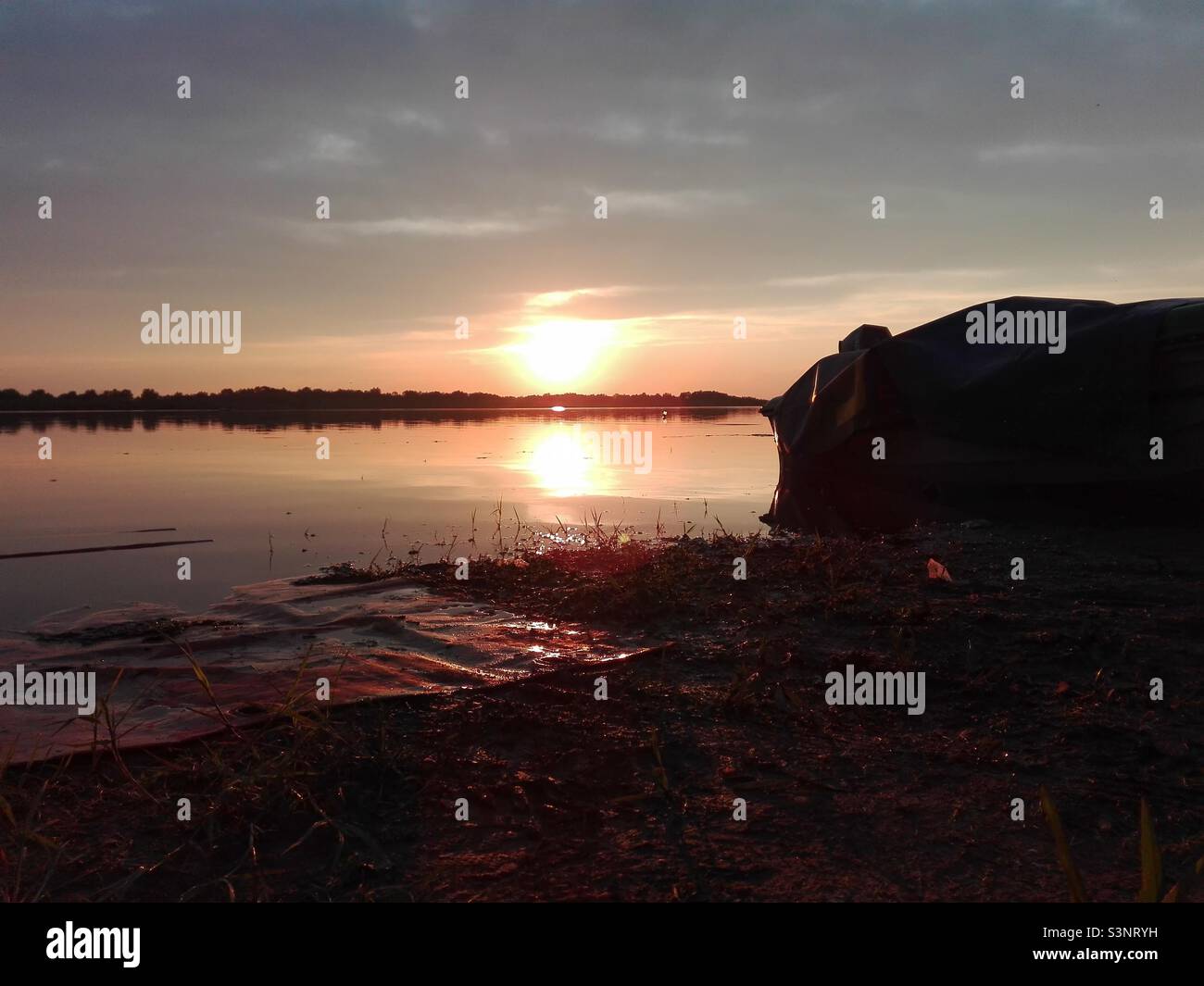 Beautiful water dam hi-res stock photography and images - Alamy