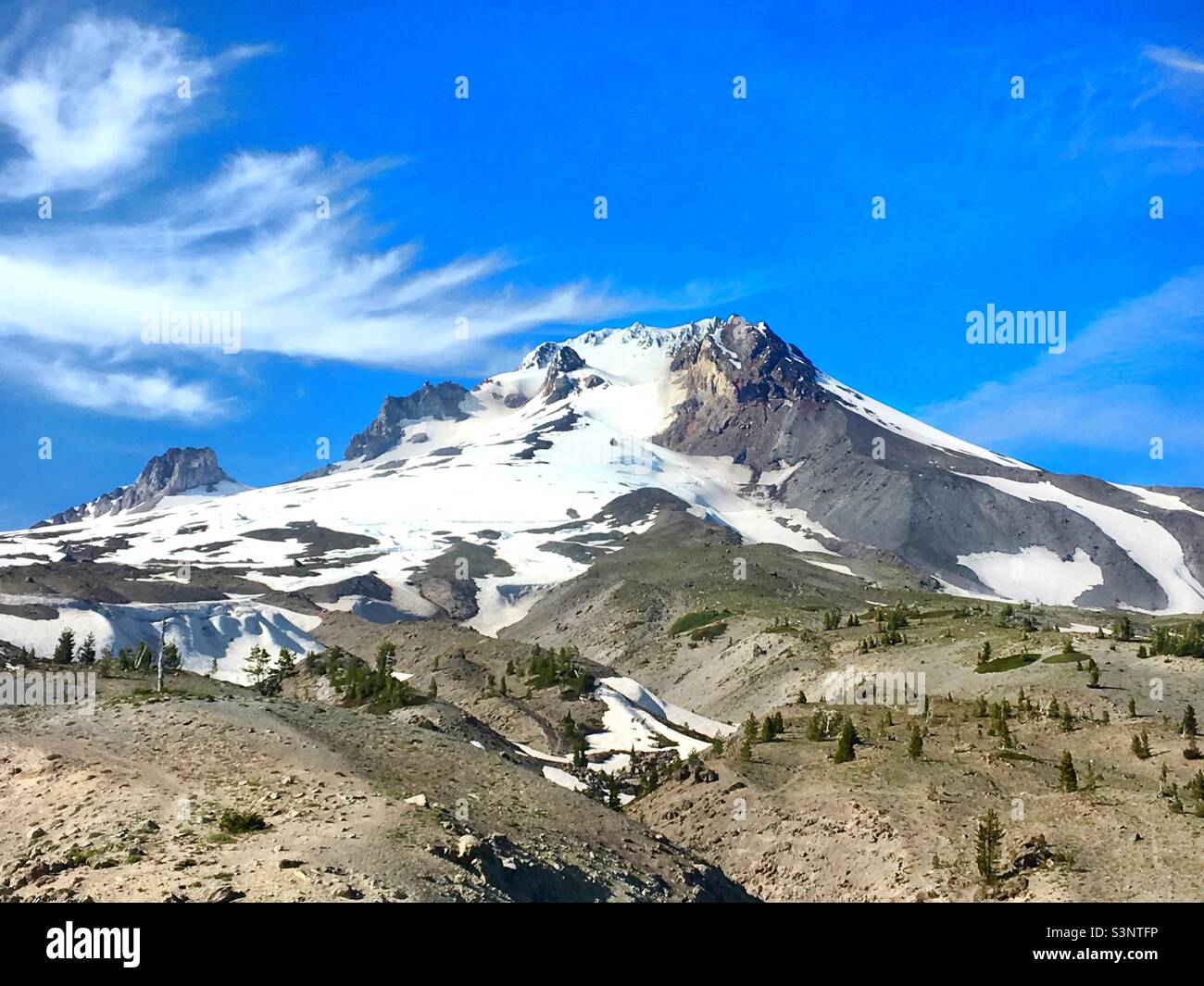 4000 feet hi-res stock photography and images - Alamy