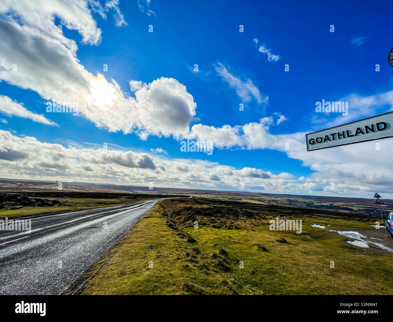 Road sign in Goathland in the North York Moors Stock Photo - Alamy