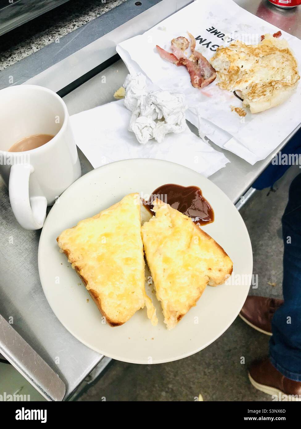 Cheddar bus hi-res stock photography and images - Alamy