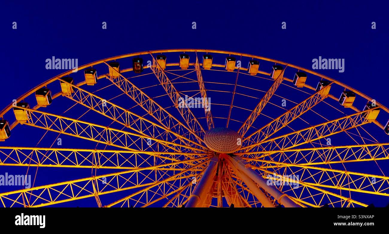 Sky wheel hi-res stock photography and images - Alamy