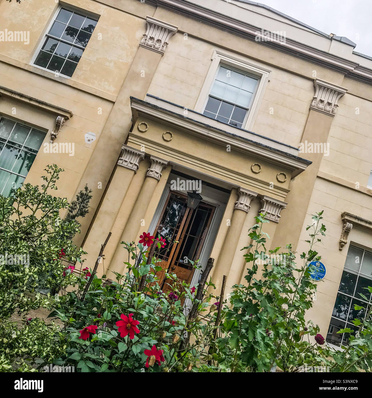 Elizabeth Gaskell house, Manchester Stock Photo - Alamy