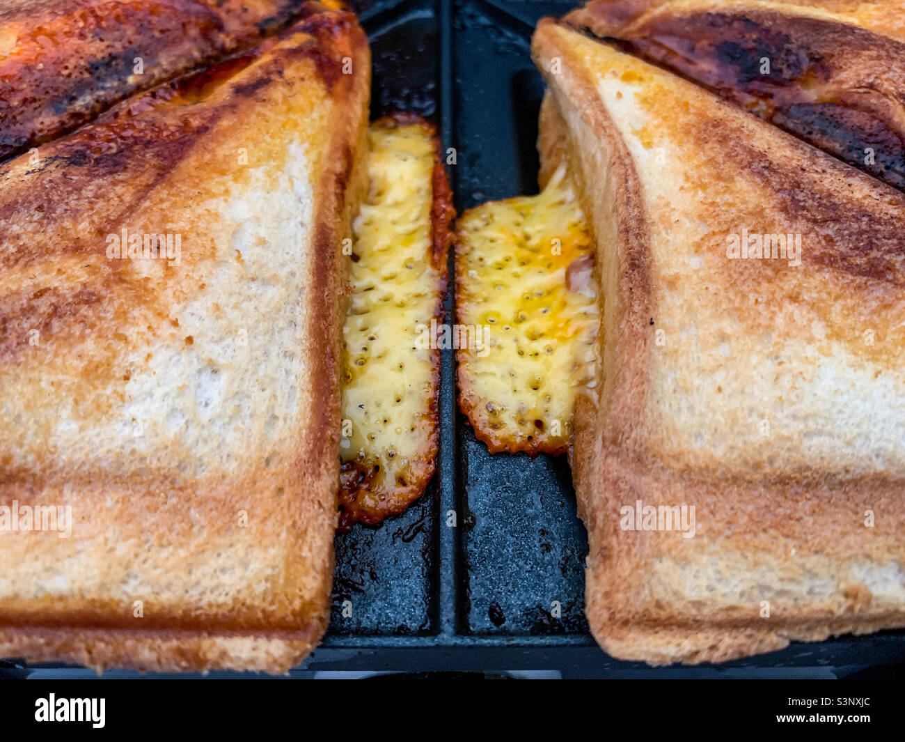 Toasty hi-res stock photography and images - Alamy