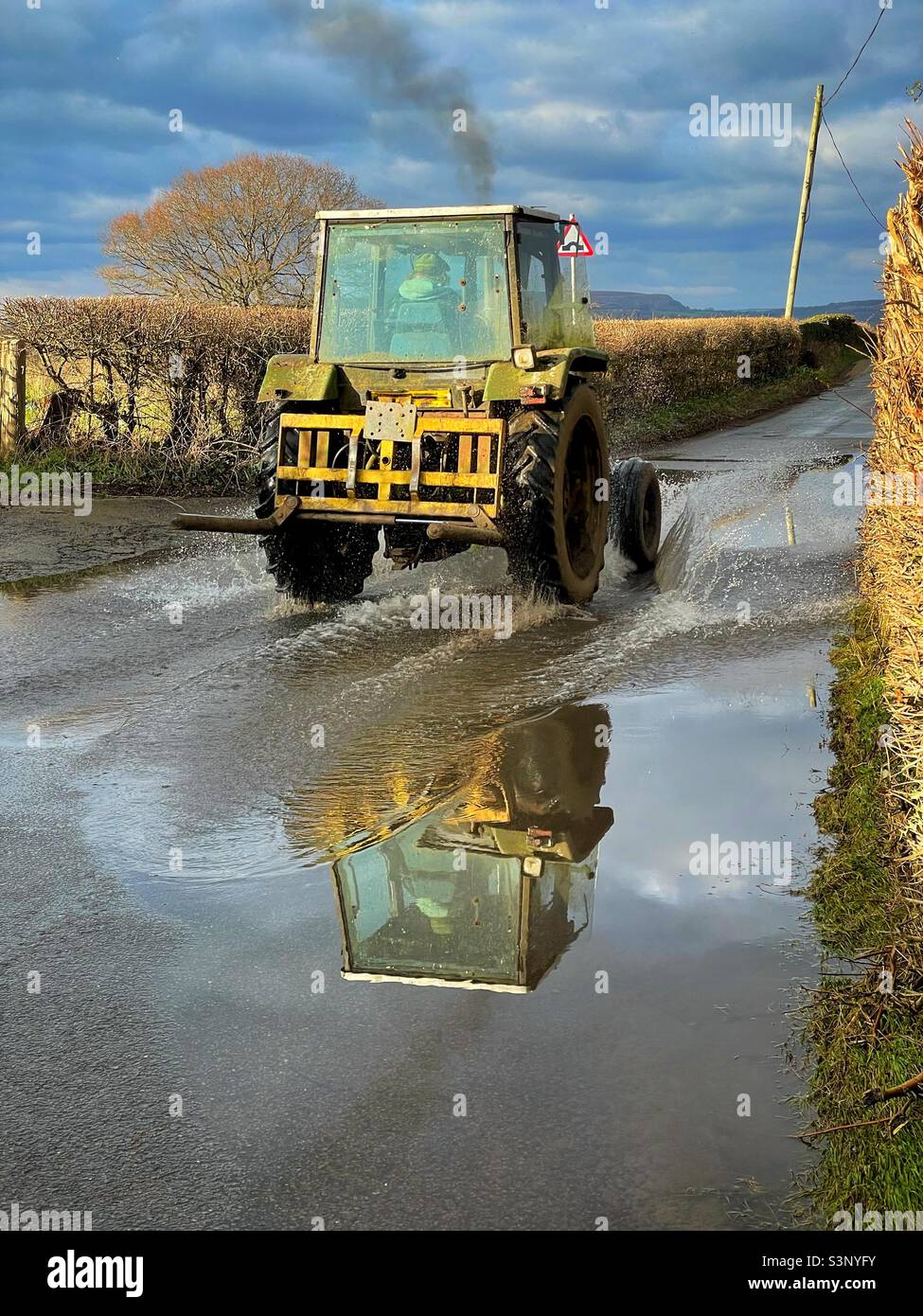 Country tractor hi-res stock photography and images - Alamy