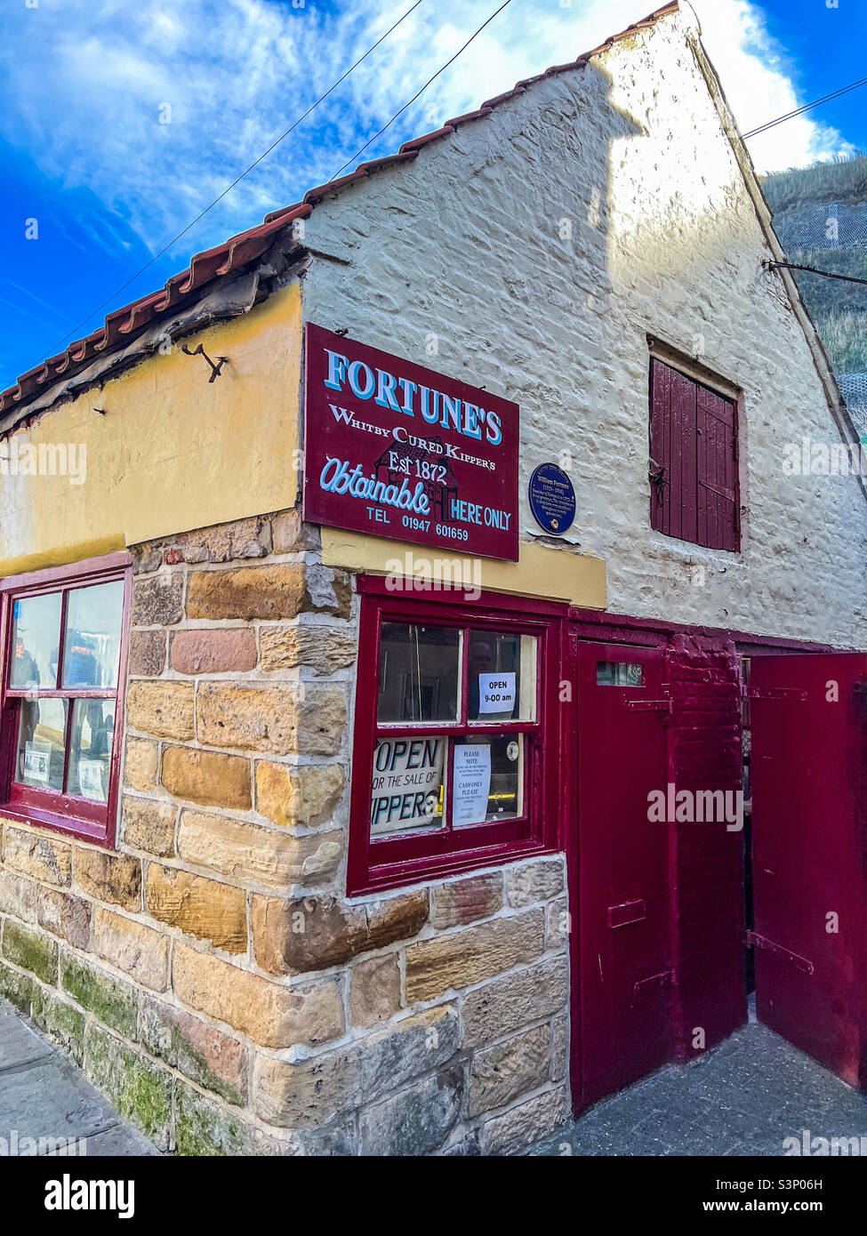 Whitby smokehouse and shop smartphone stock photos and images - Alamy