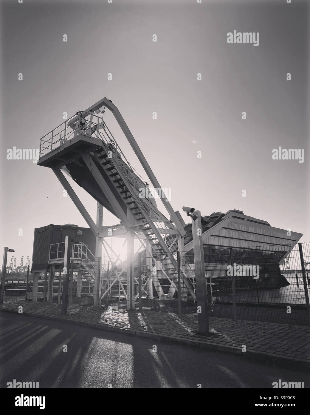 Black weite hi-res stock photography and images - Alamy