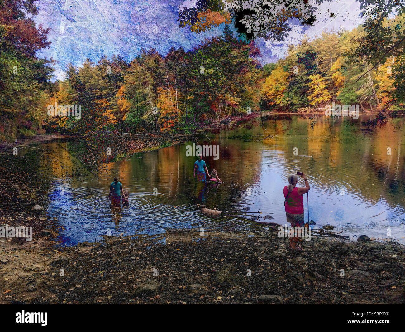 Multiple people in the water hi-res stock photography and images - Alamy