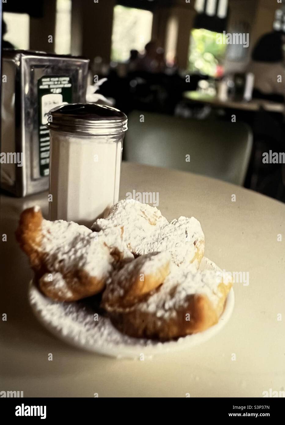 Beignets at cafe du Monde New Orleans historic cafe landmark Stock ...