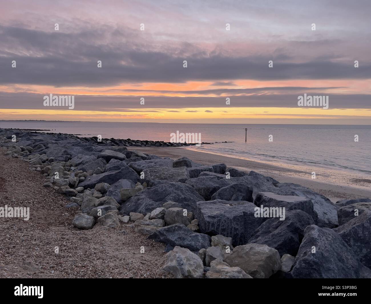 Dawn on the beach hi-res stock photography and images - Alamy