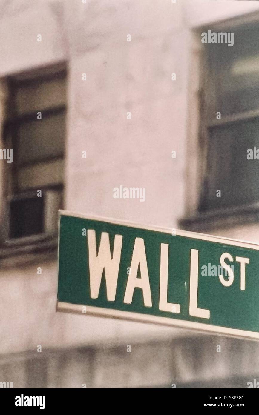 Dow signage hi-res stock photography and images - Alamy