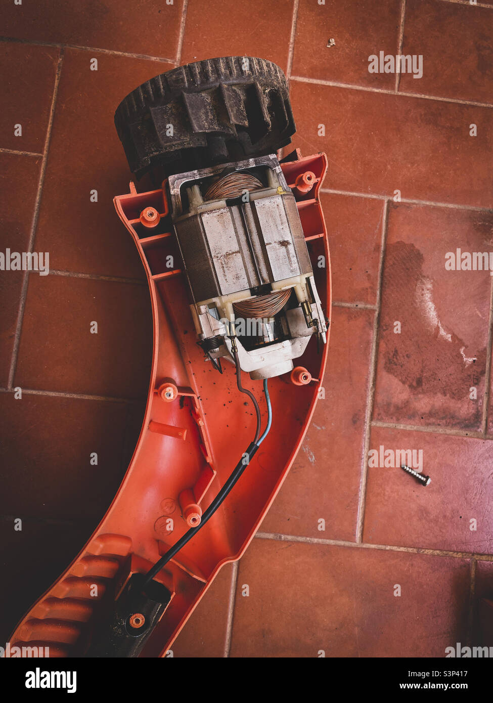 Lawn edge string hi-res stock photography and images - Alamy