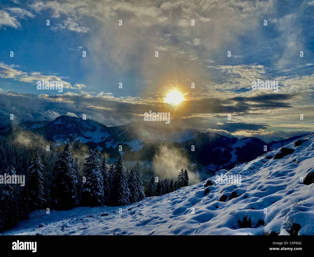 Alpen alps hi-res stock photography and images - Alamy