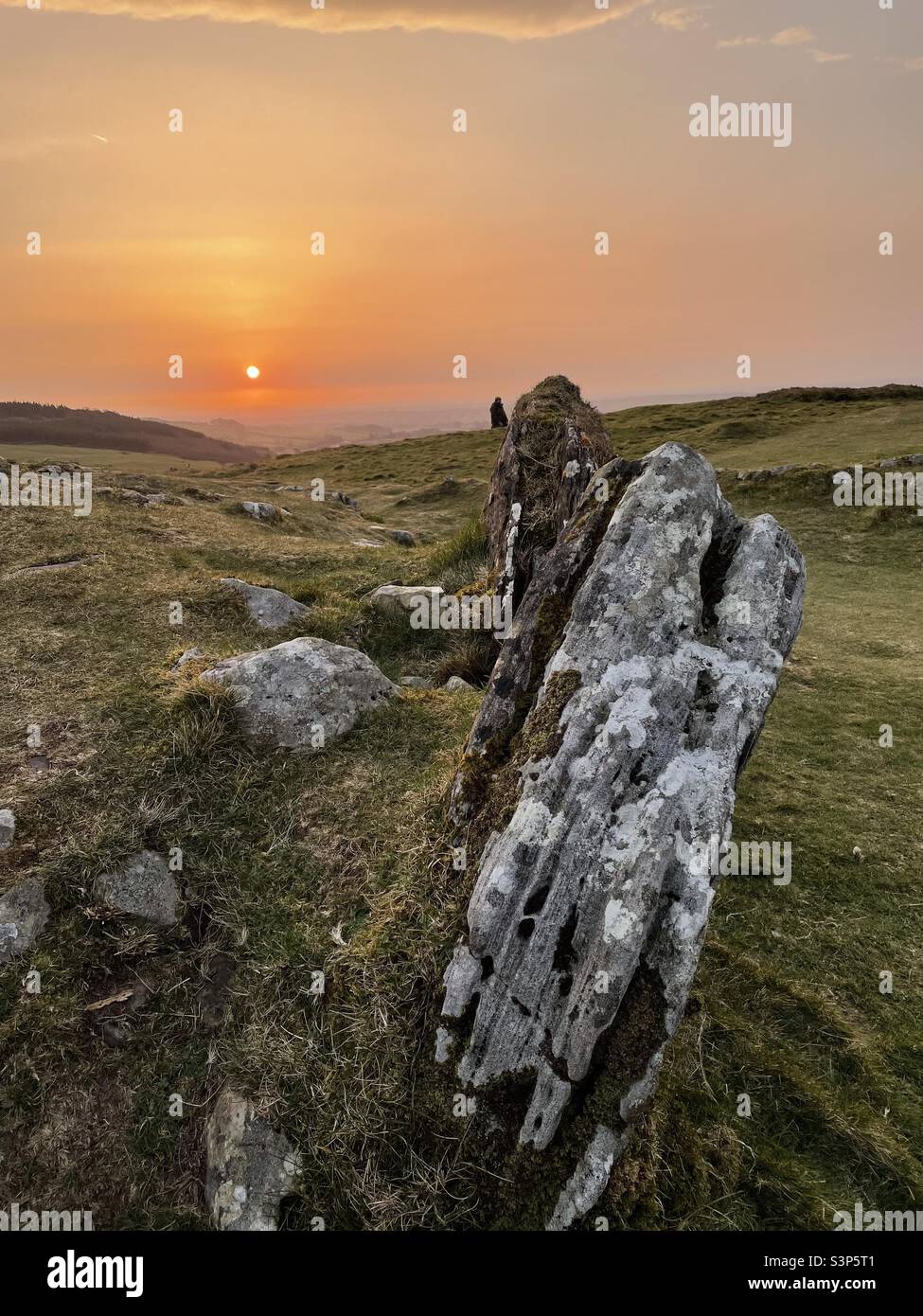 Loughcrew megalithic tombs hi-res stock photography and images - Alamy