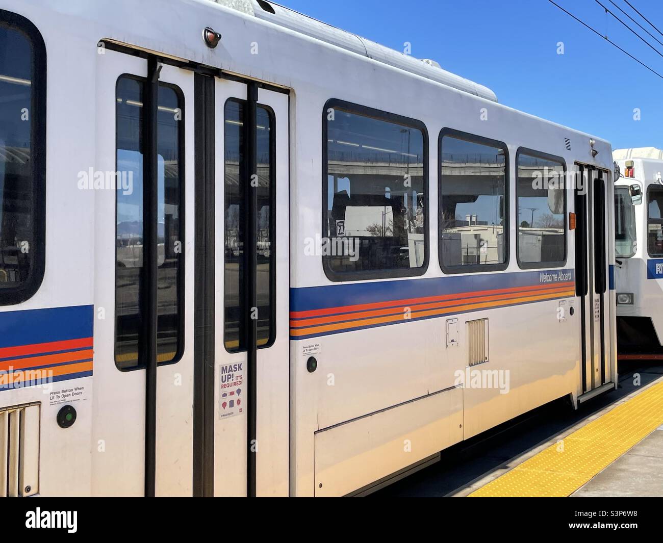 Rtd train hi-res stock photography and images - Alamy