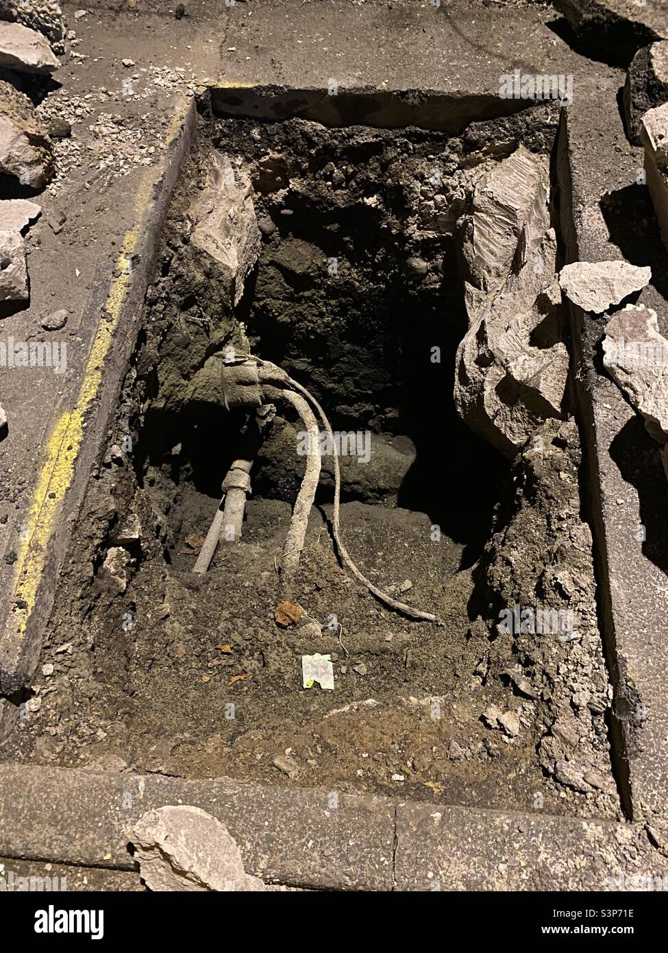 Liquid Gold Digging for gas Stock Photo - Alamy