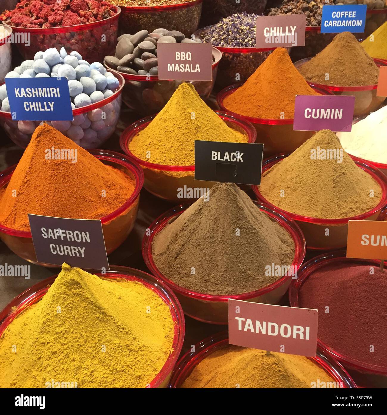 Dubai food market hi-res stock photography and images - Alamy