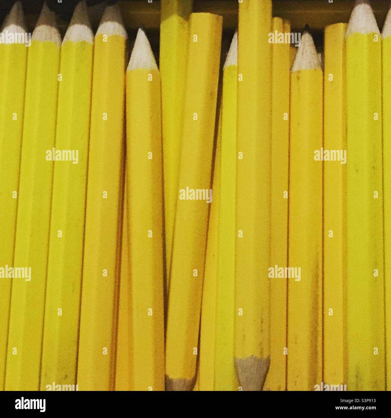 Yellow pencils hi-res stock photography and images - Alamy