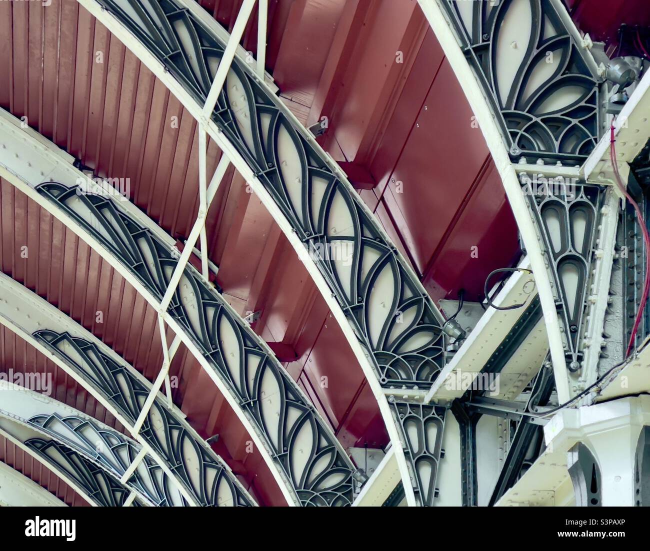 Cast iron roof hi-res stock photography and images - Alamy
