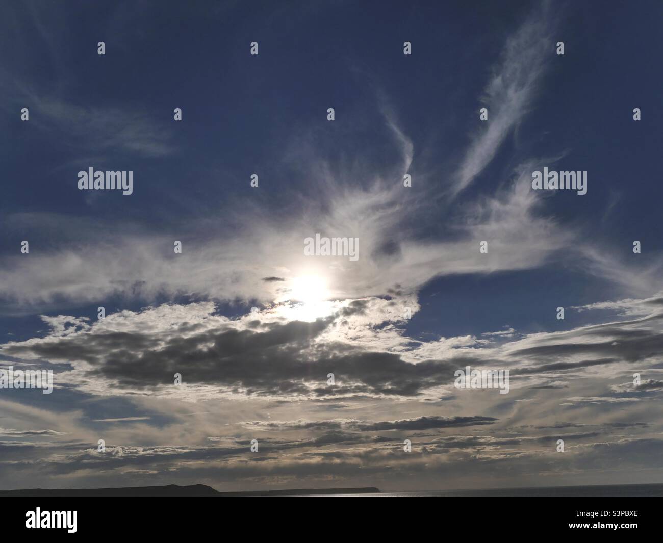 Beautiful sky with sun hi-res stock photography and images - Alamy
